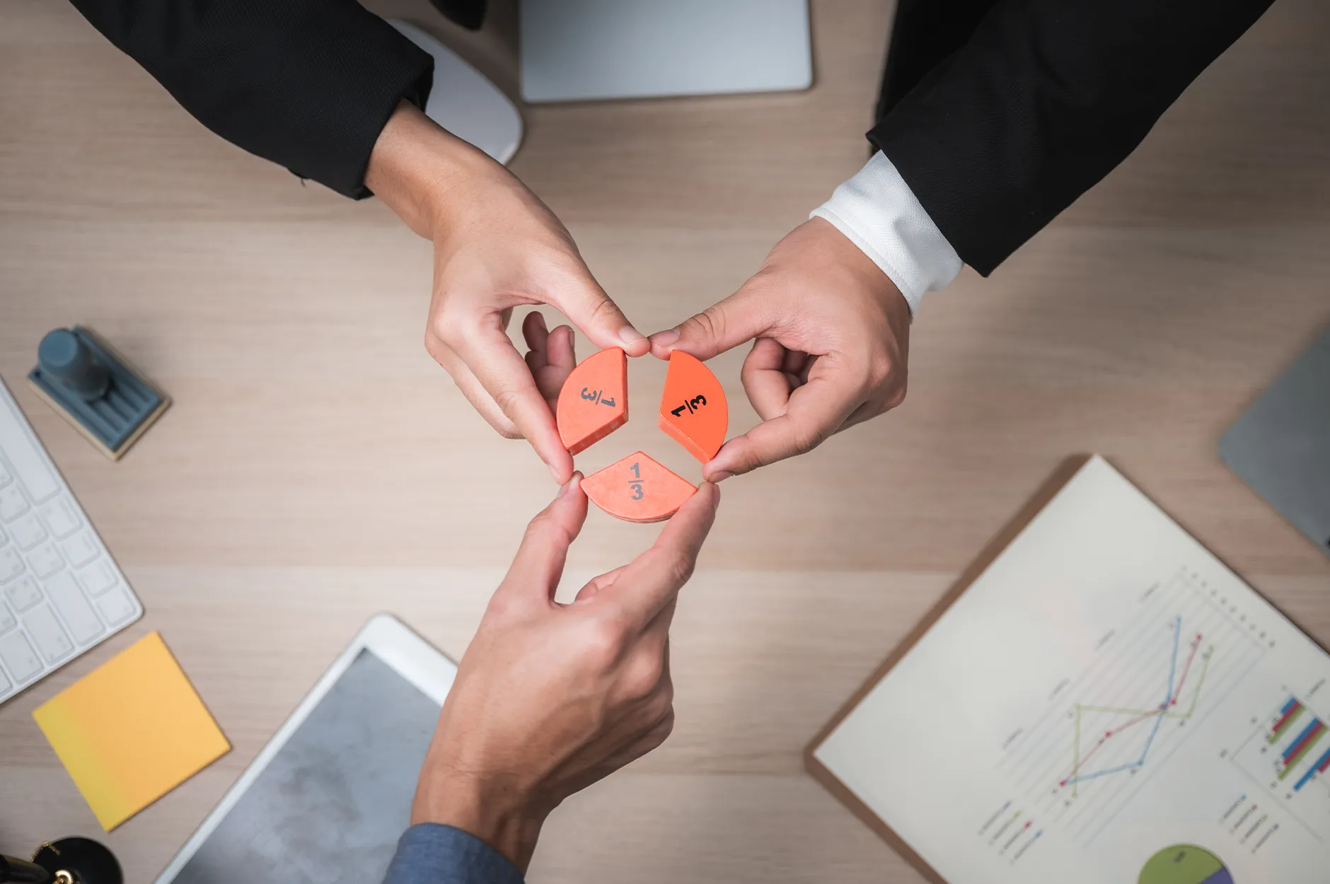 Franchise vs Chain: A Comprehensive Review